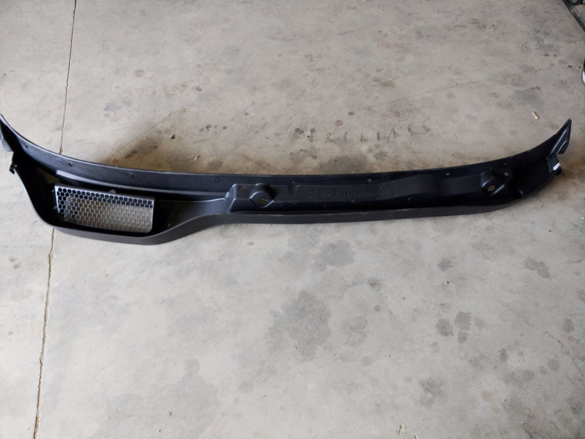 Freightliner rain tray 18-68985-010 new part — North Georgia Trucks and ...