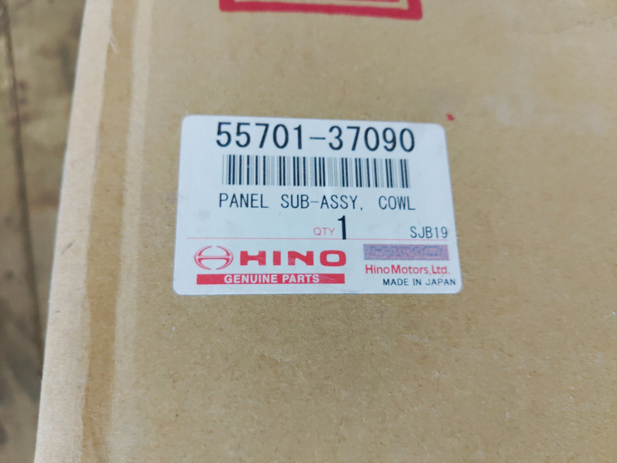 Hino panel sub-assembly cowl 557-37090 new OEM part — North Georgia ...