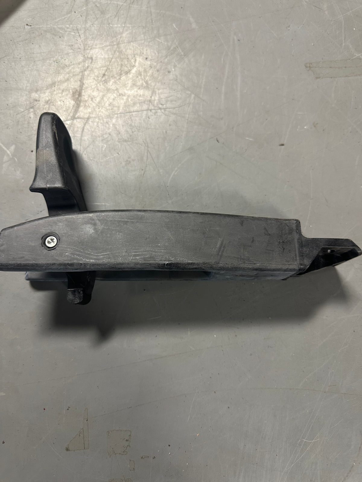 International latch 3544924C1 new OEM part — North Georgia Trucks and Parts