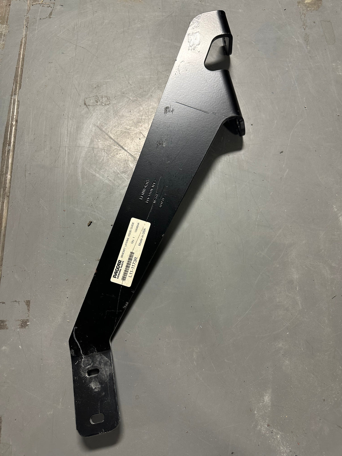 Kenworth bracket hood guide L11-1173R RH new part — North Georgia ...