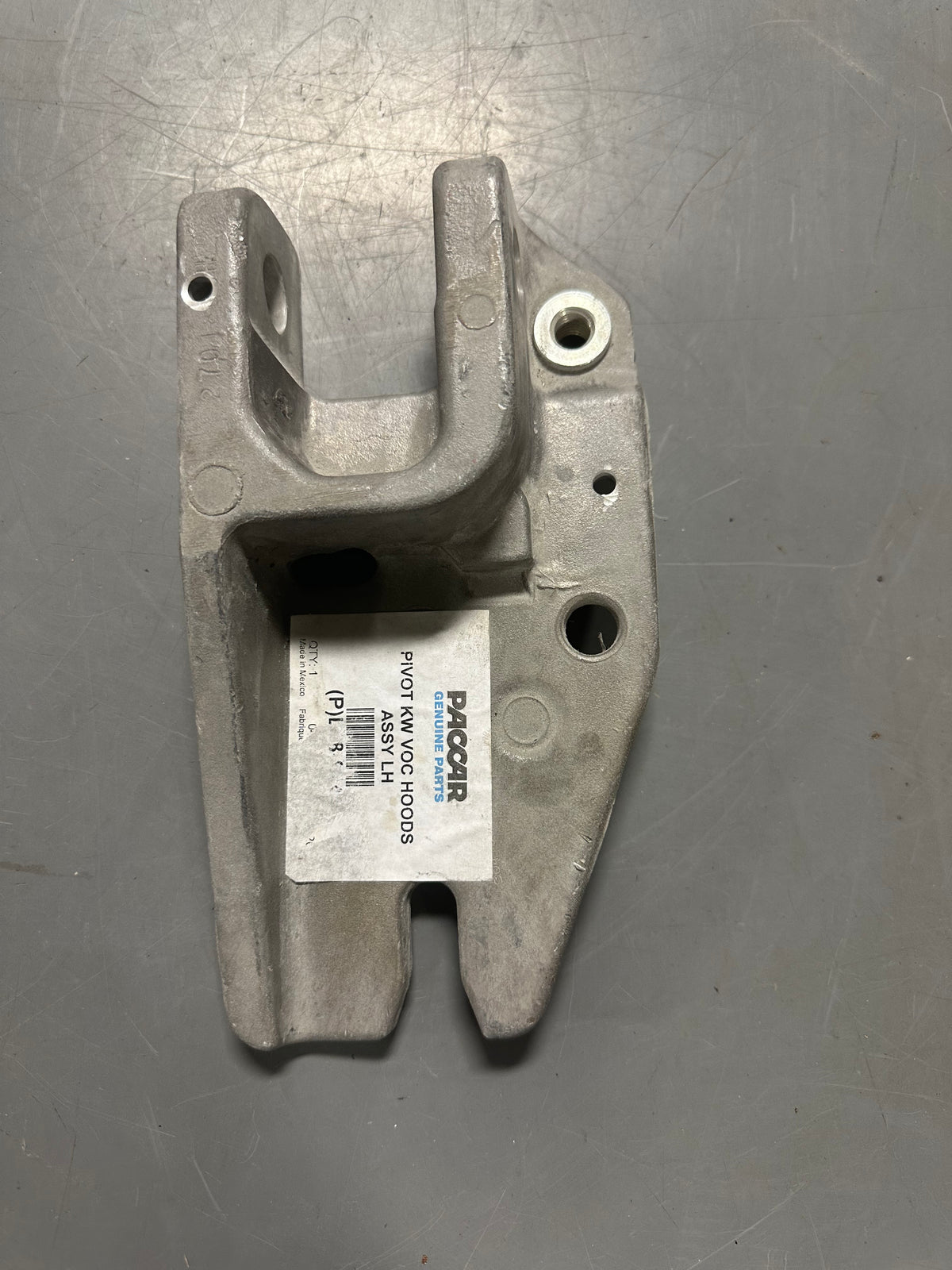 Kenworth LH hood pivot mount L48-6145 new OEM part — North Georgia ...