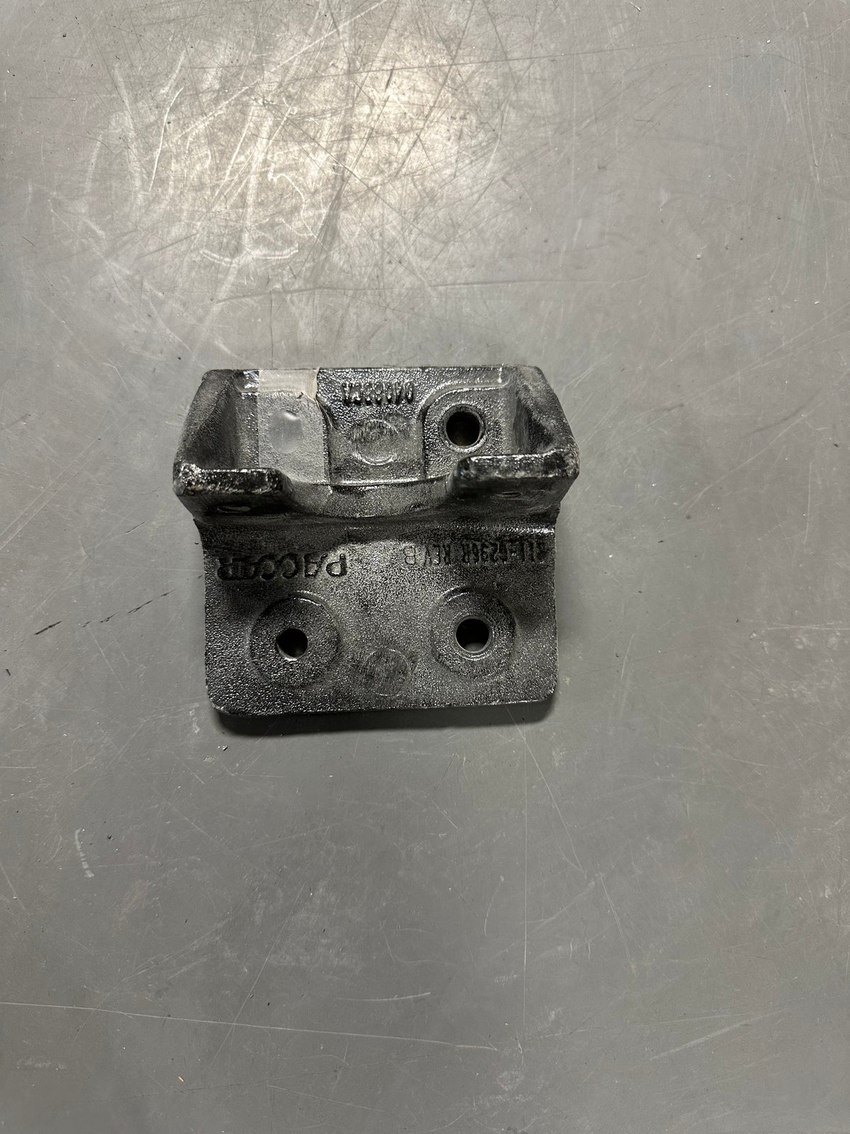 Peterbilt exhaust bracket RH R11-6296R new part — North Georgia Trucks ...