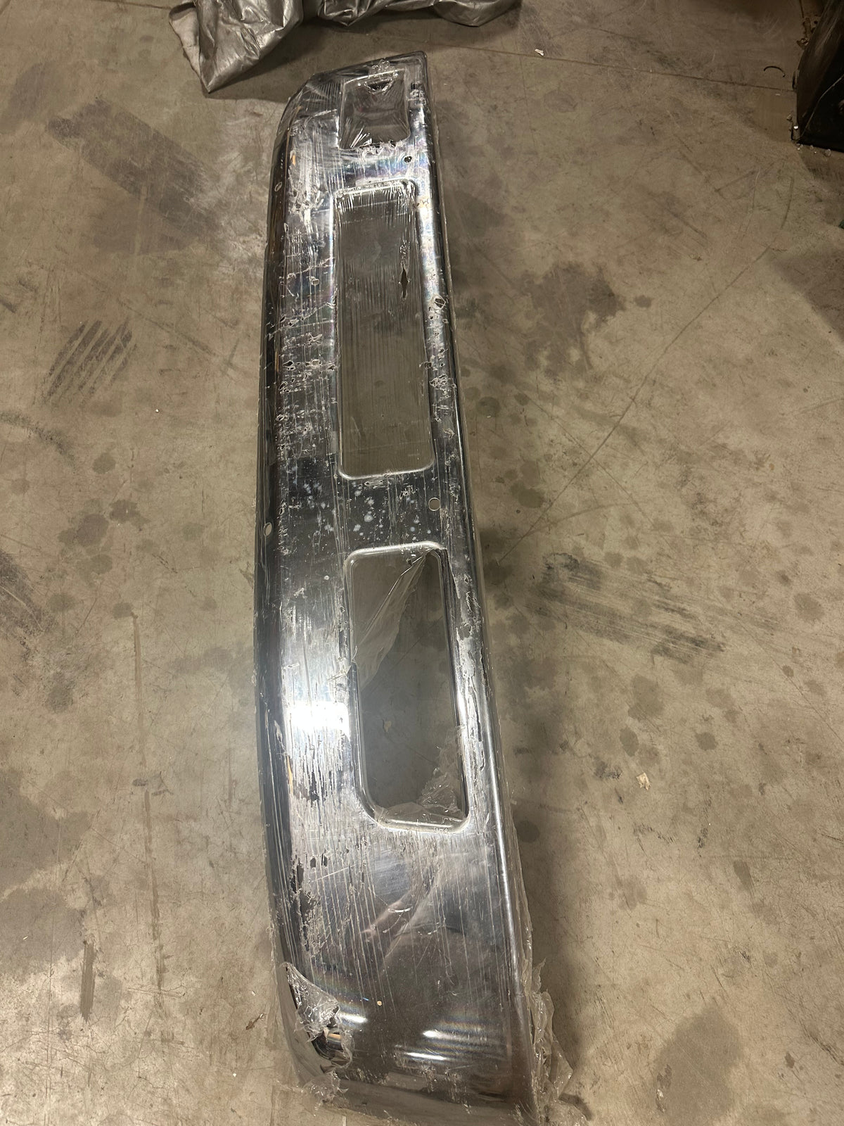 Front bumper 3614298C2 international Ford 8500 new part — North Georgia ...