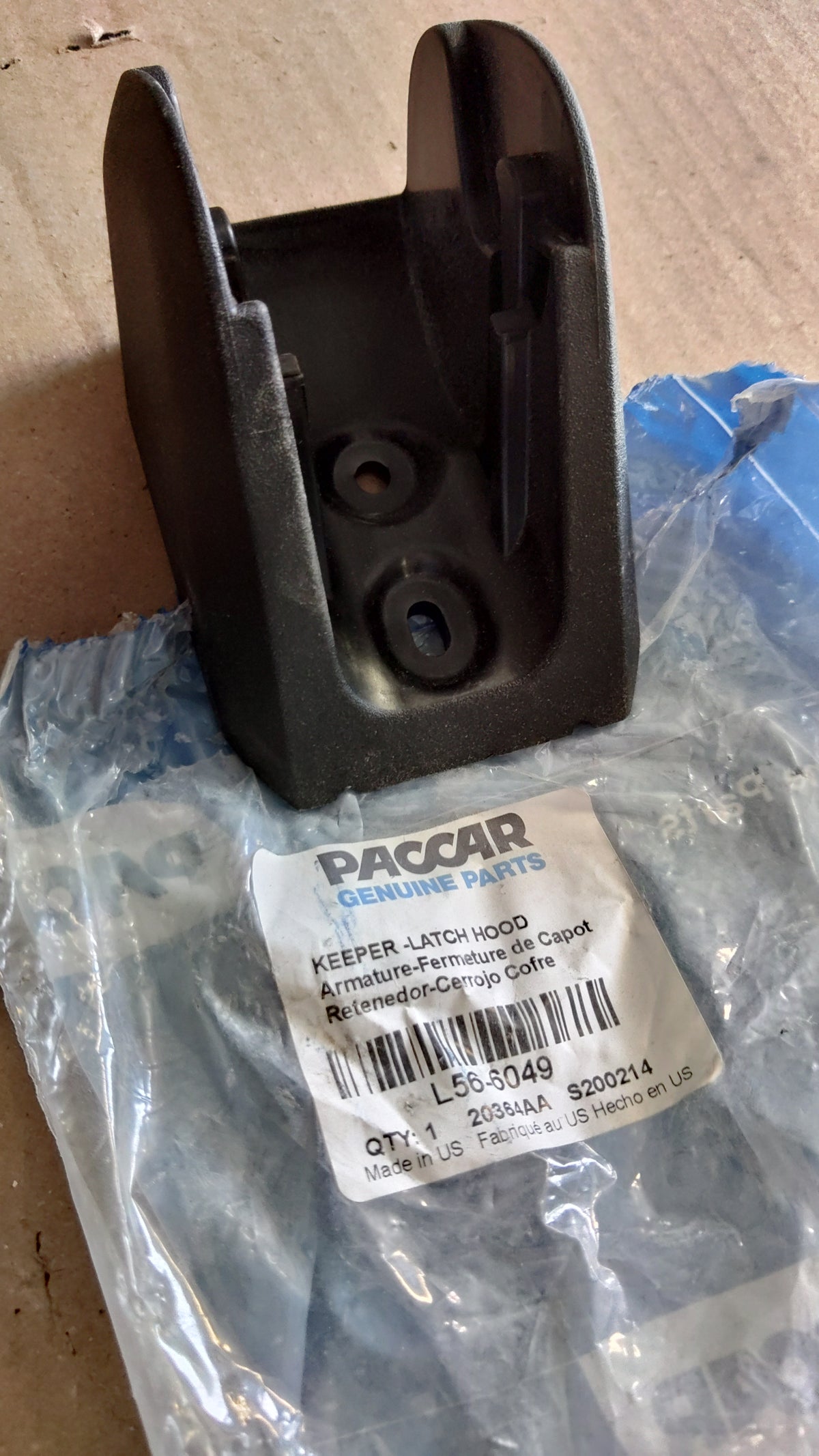 Paccar hood latch keeper L56-6049 New OEM Part — North Georgia Trucks ...