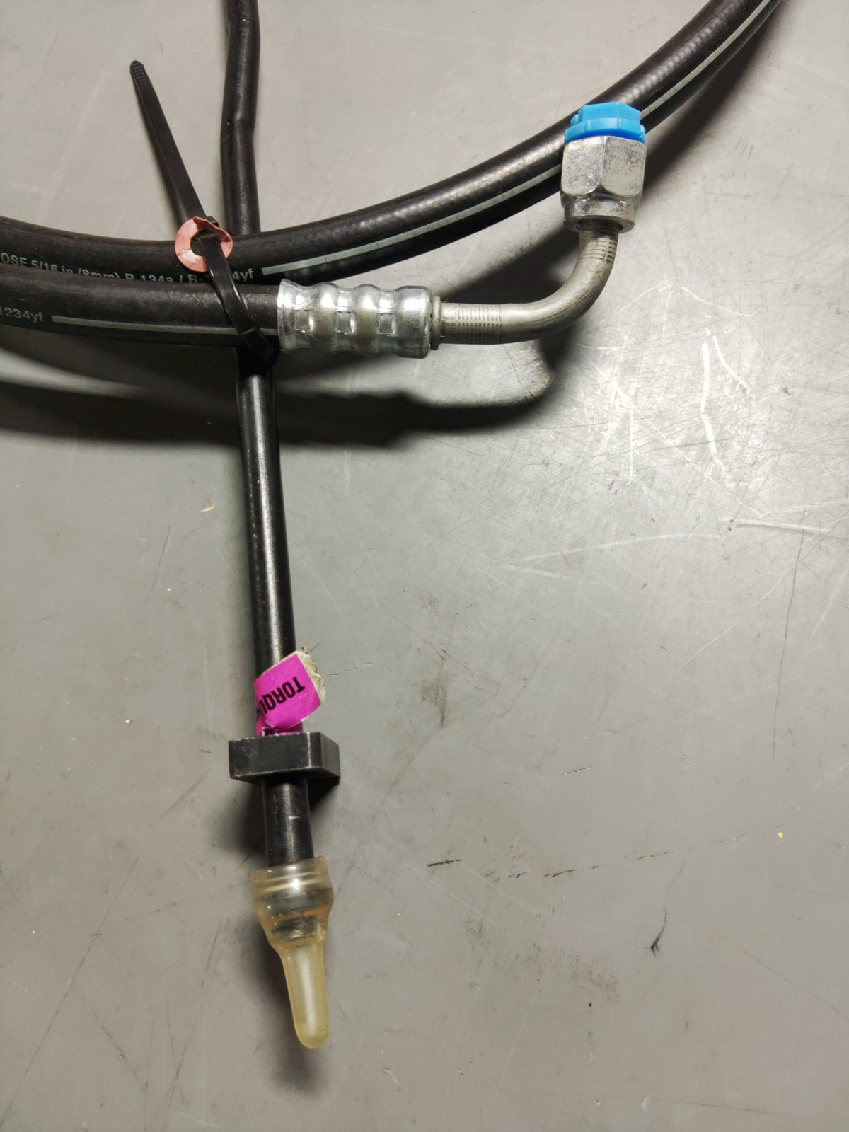 Peterbilt D9027-9387 paccar hose hard line new OEM HVAC line — North ...