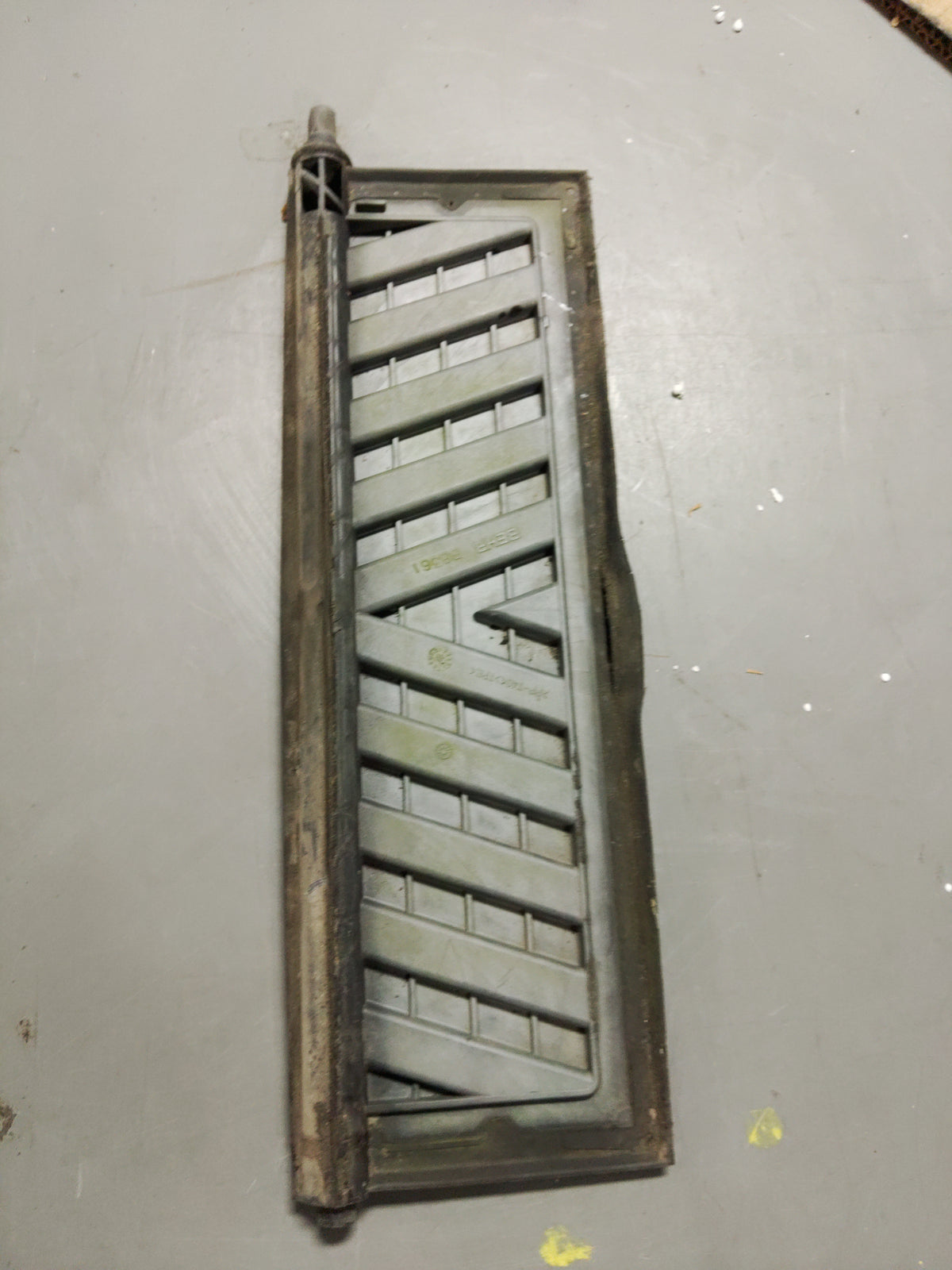 International 354257C2 Navistar A/C Fresh air door — North Georgia ...