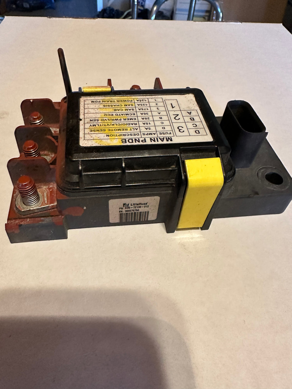 Freightliner A06-72138-012 Junction Box Used OEM Part — North Georgia ...