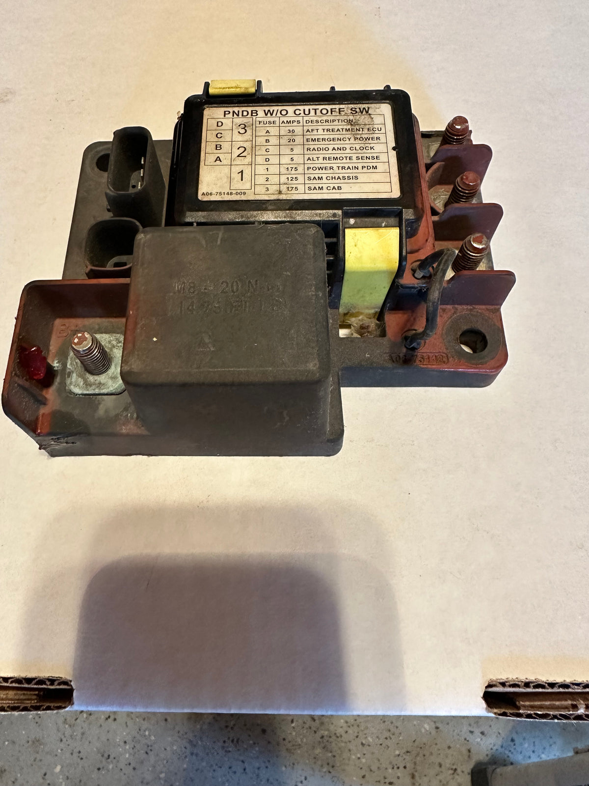 Freightliner A06-75148-009 Junction box Used Part — North Georgia ...