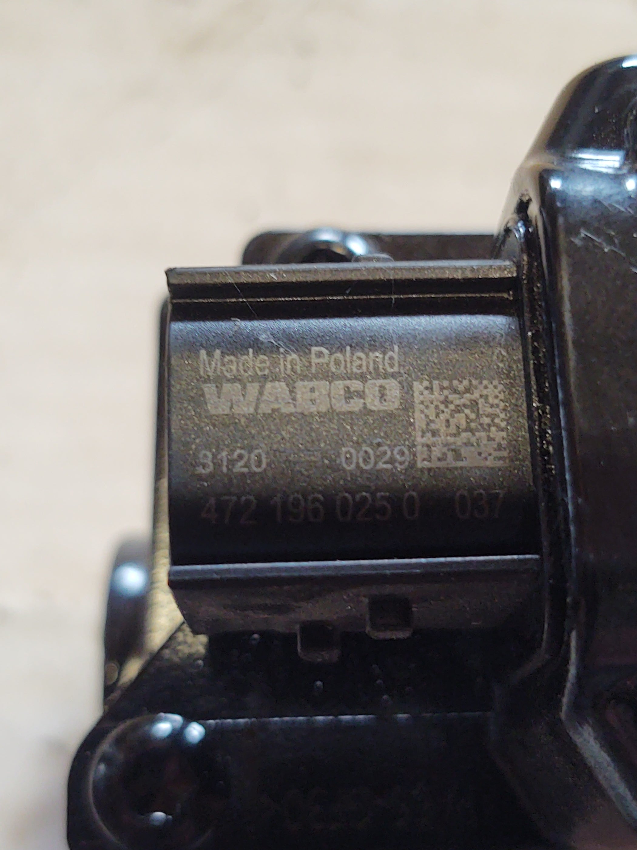 Wabco ABS Solenoid Modulator Valve 4721960250 New Old Stock — North ...