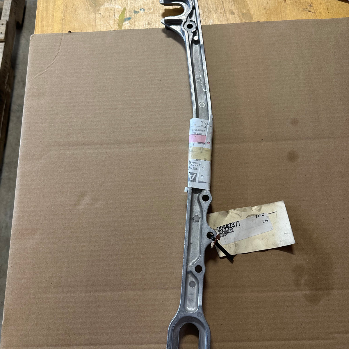 Volvo Vertical Chassis Fairing Support 20442377 New OEM Part — North ...