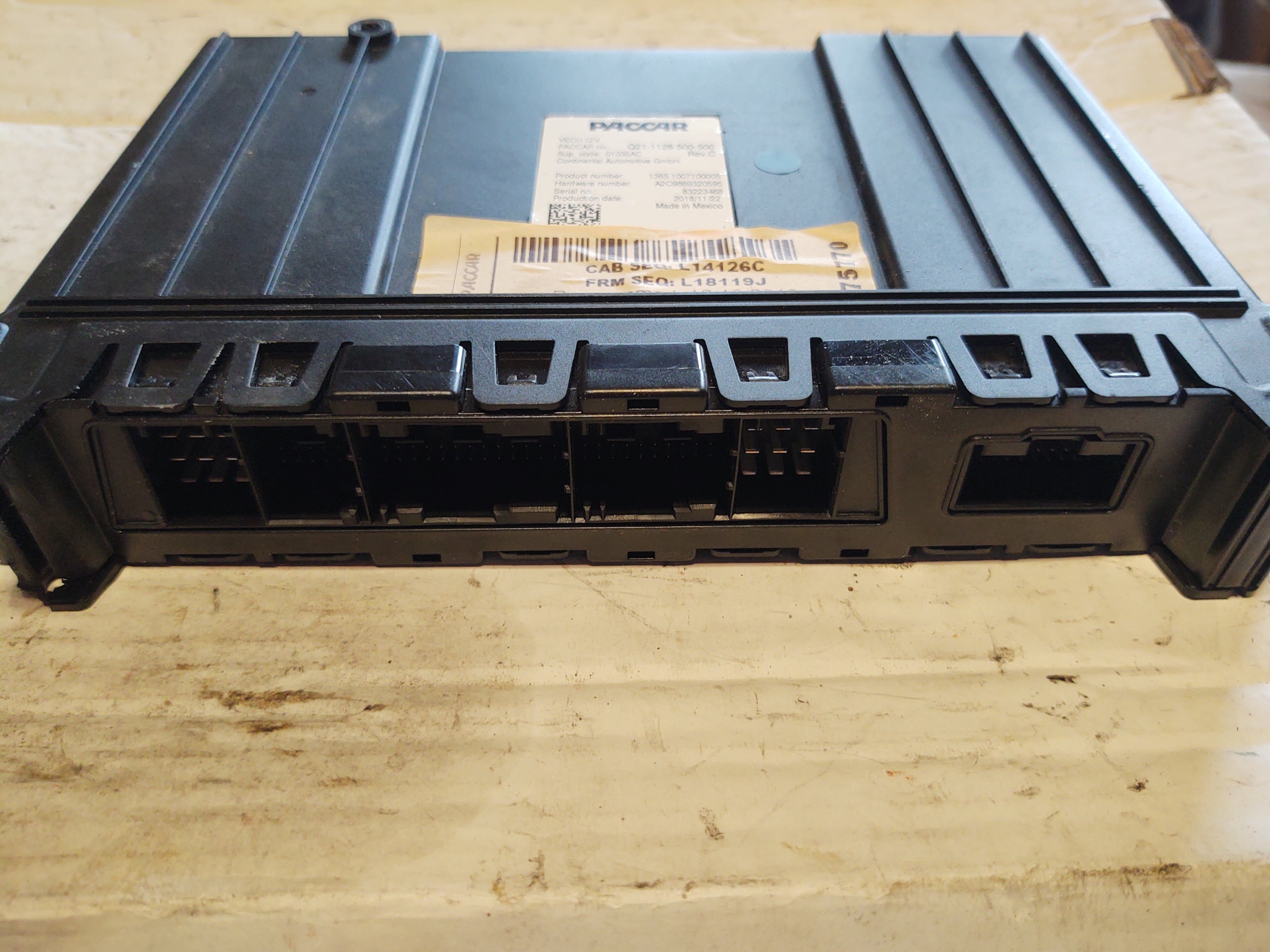 Paccar Cab Control Module VECU Q21-1126-500-500 Used Part — North ...