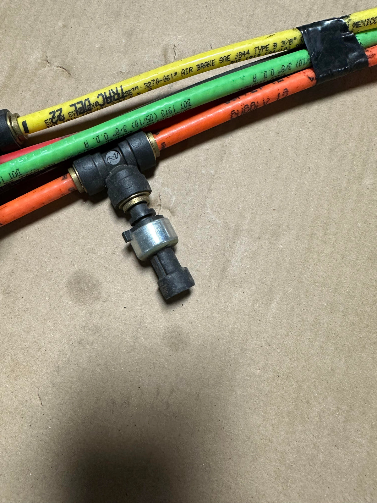 International Air Pressure Sensor 5005758 Used Part — North Georgia ...