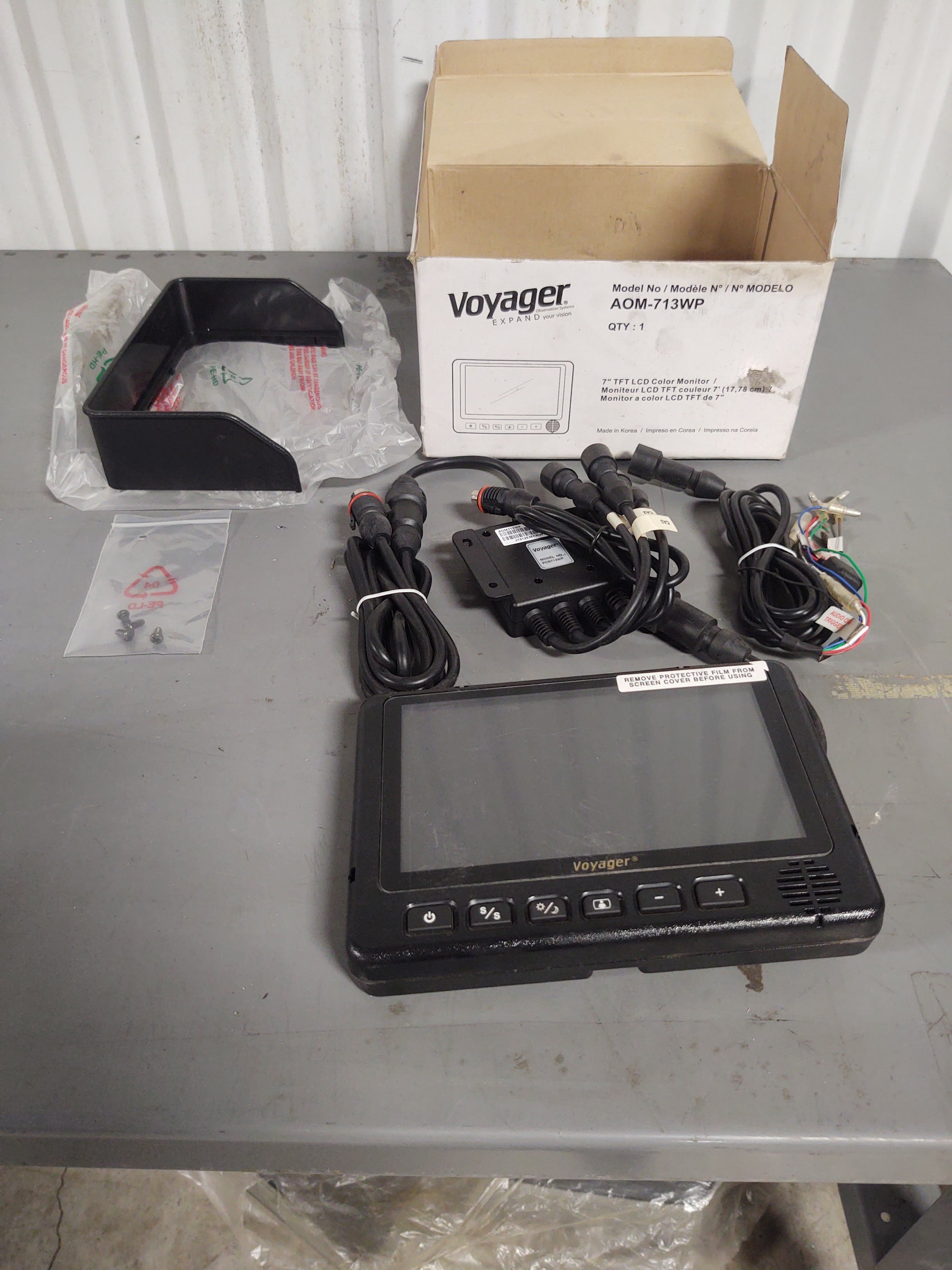 Voyager 7" TFT LCD color monitor AOM 713WP New Old Stock Part — North ...