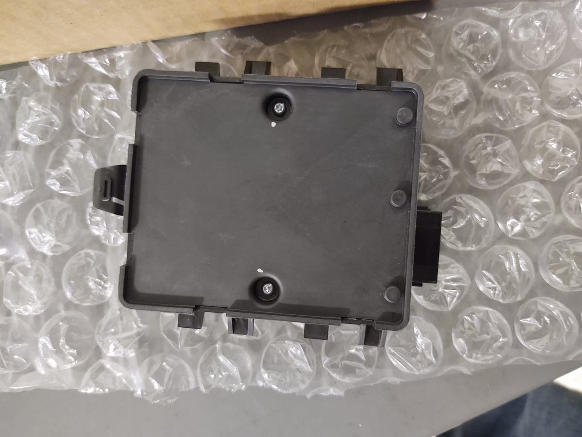 Paccar OEM driver side door control relay module Q21-1051-001 New Old ...