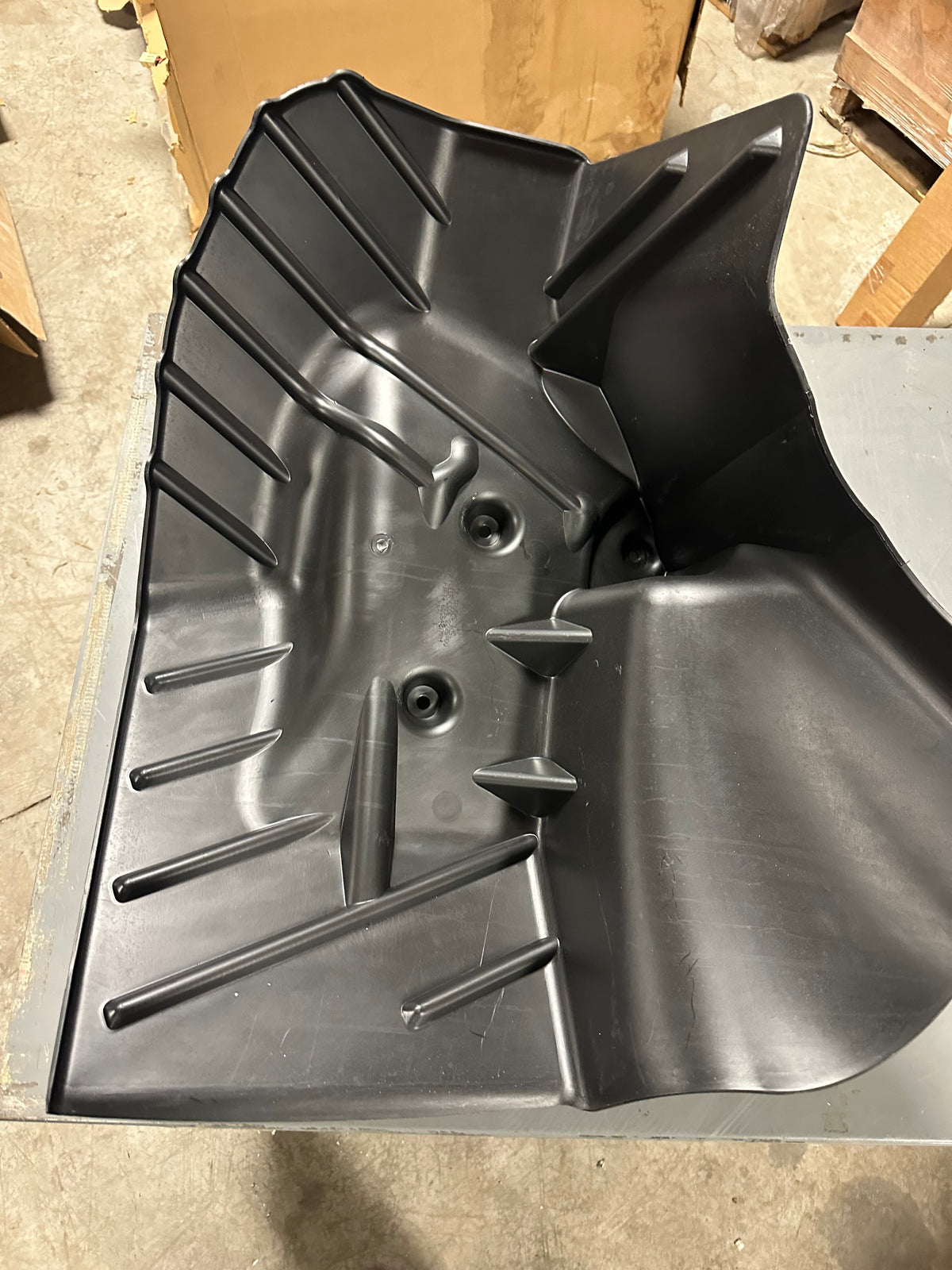 Mack Panel 6QS5487M RH new part 25188435 — North Georgia Trucks and Parts