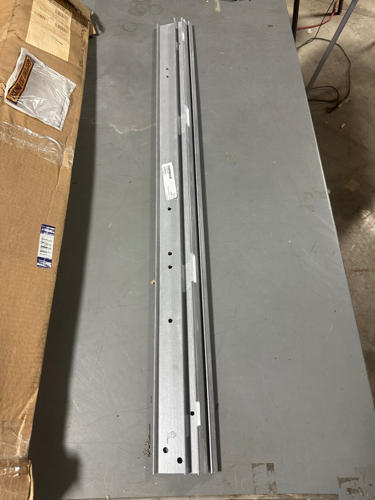 Volvo bracket support RH 82780765 new part — North Georgia Trucks and Parts