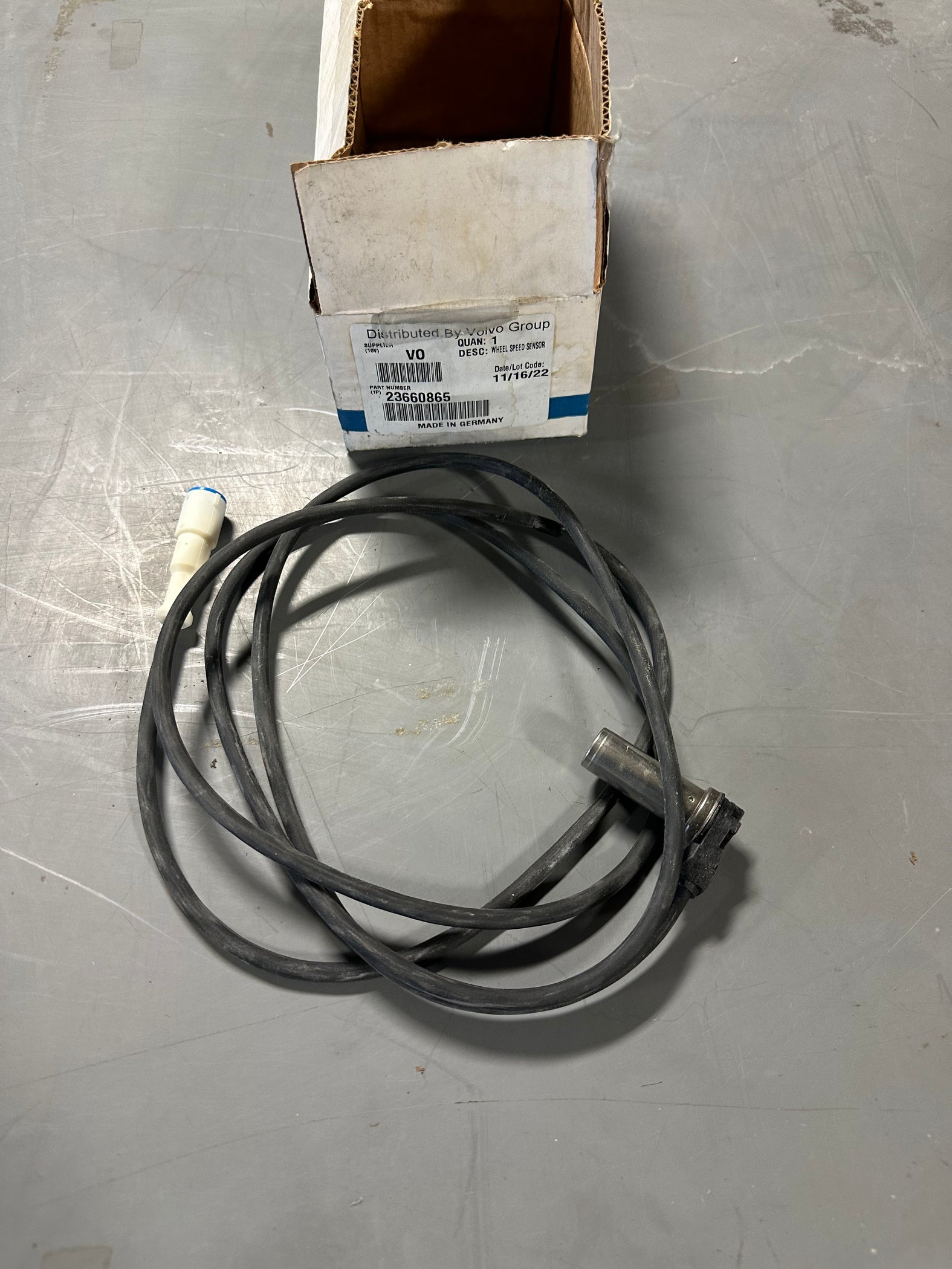 Mack sensor 23660865 new old stock part — North Georgia Trucks and Parts