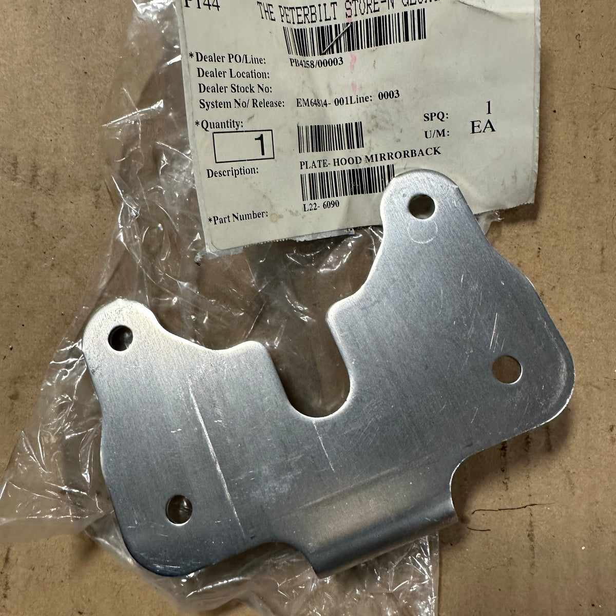 Paccar Kenworth L22-6090 Plate Hood Mirror Back New Part — North ...