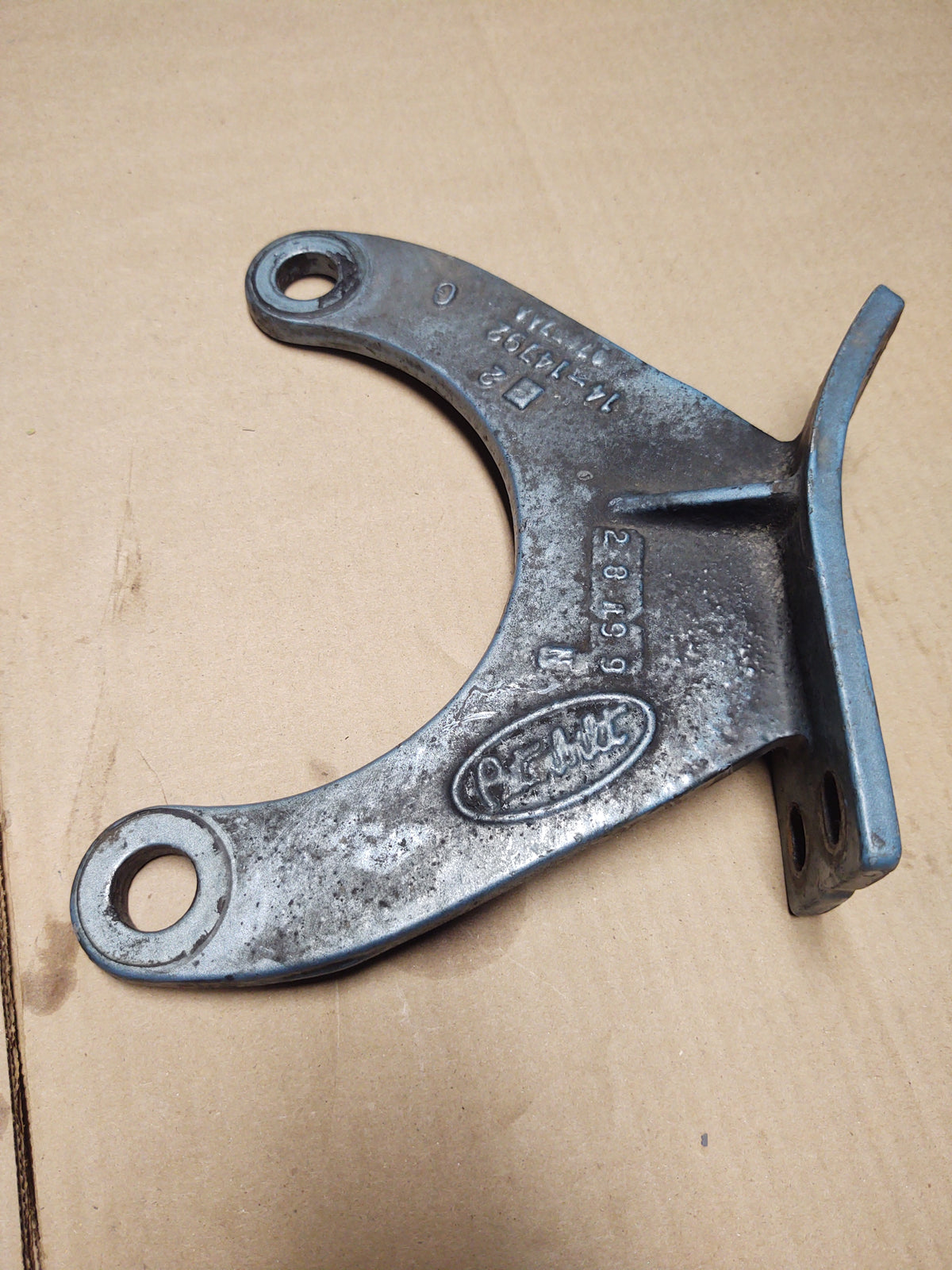 Peterbilt Exhaust Muffler Bracket 14-14792 Used Part — North Georgia ...