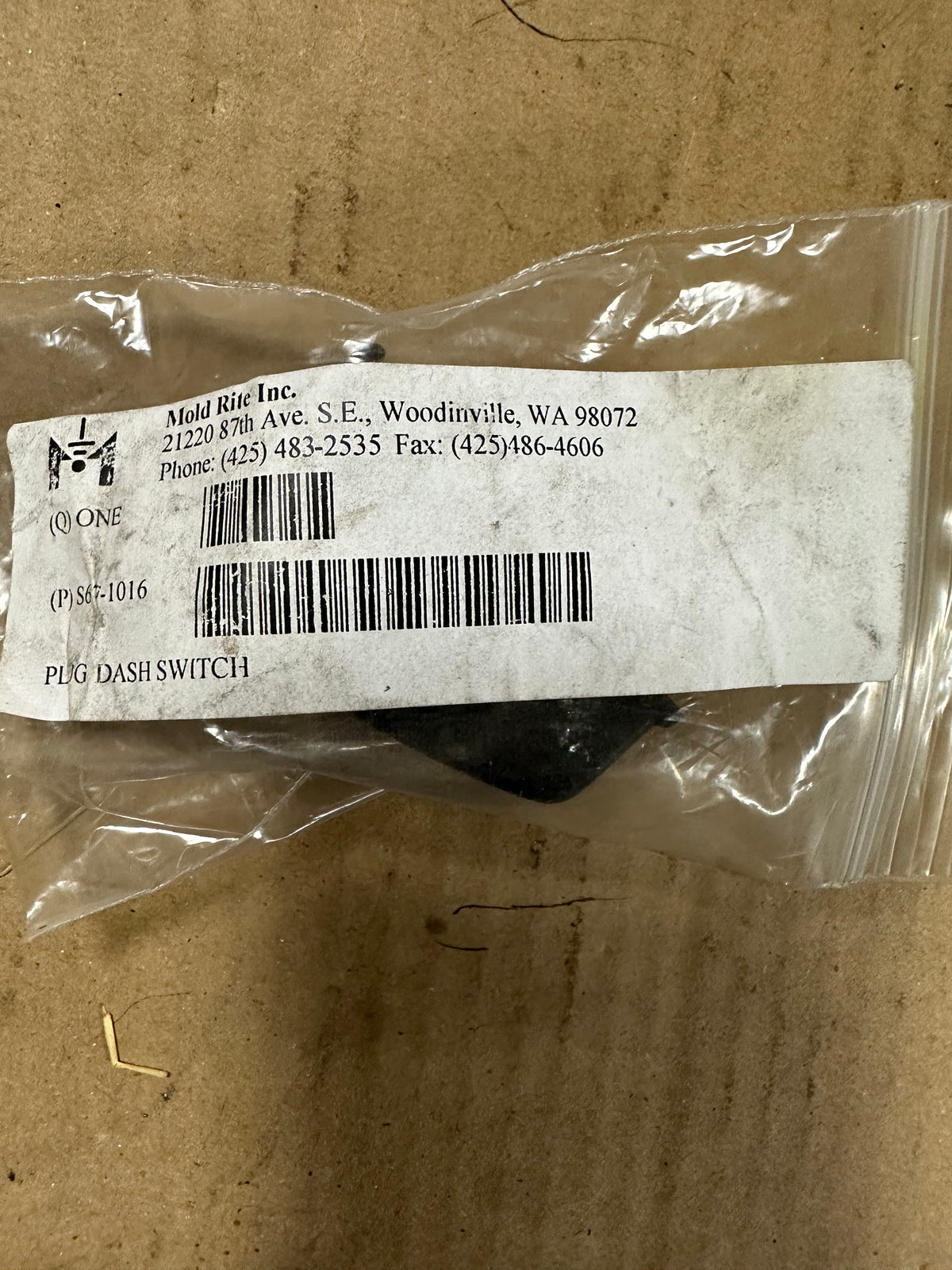 Paccar Plug Dash Switch 567-1016 New Part — North Georgia Trucks and Parts